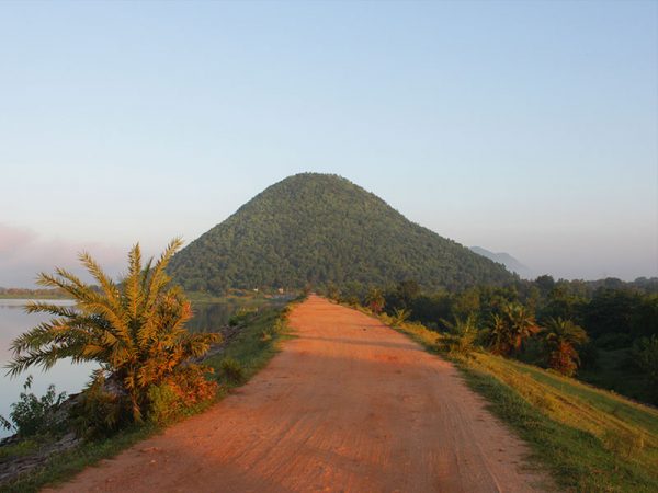 About Baranti Village Resort | Hotels Near Baranti Lake