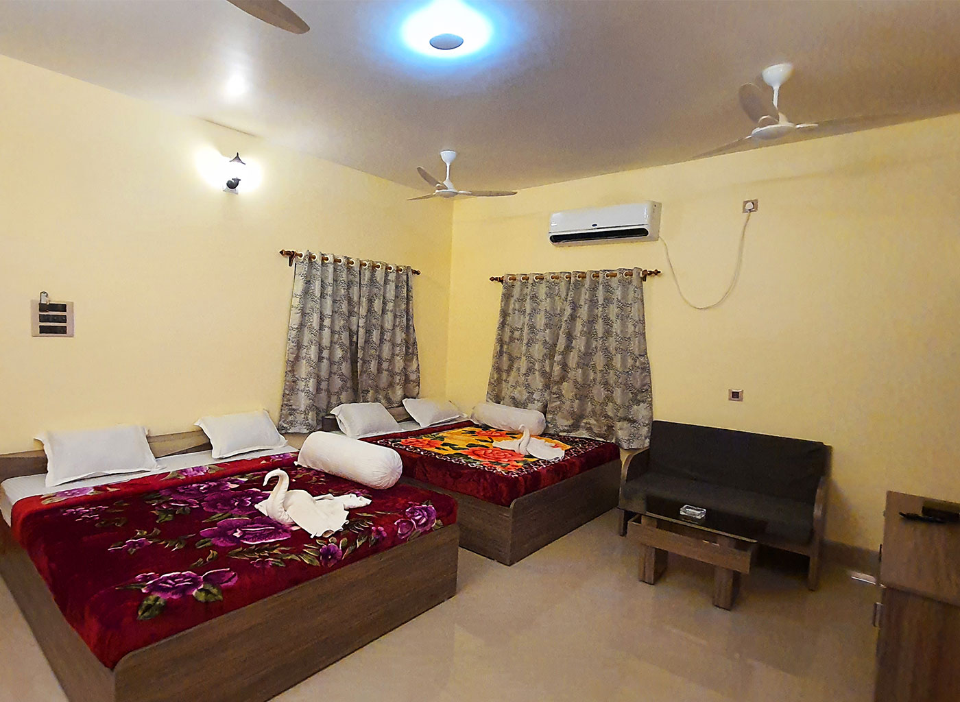 Baranti Village Resort | Baranti Hotel | Baranti Lake View Resort in ...