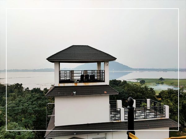 Best Hotel in Baranti near Lake – Baranti Village Resort